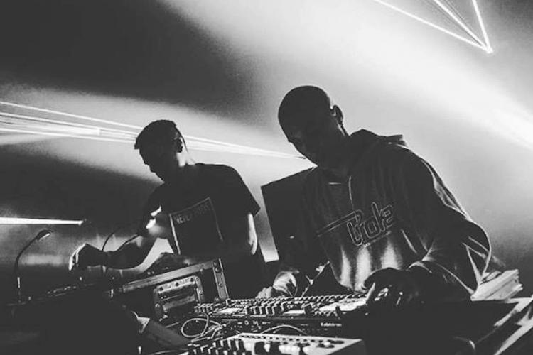 999999999 | Biografía, vídeos, fotos y álbums