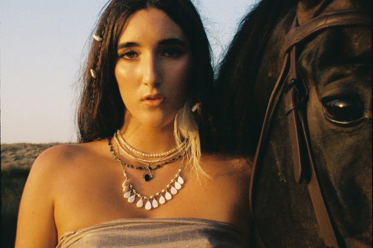 Judeline | Biografía, vídeos, fotos y álbums